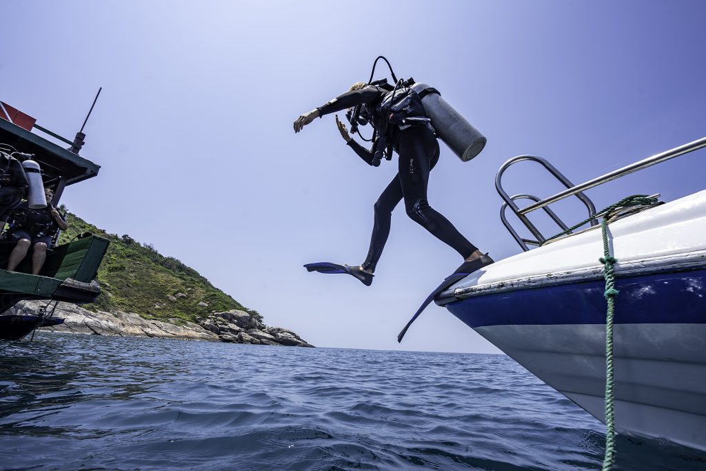 PRIVATE TOUR (price on request) - Cham Island Diving Center